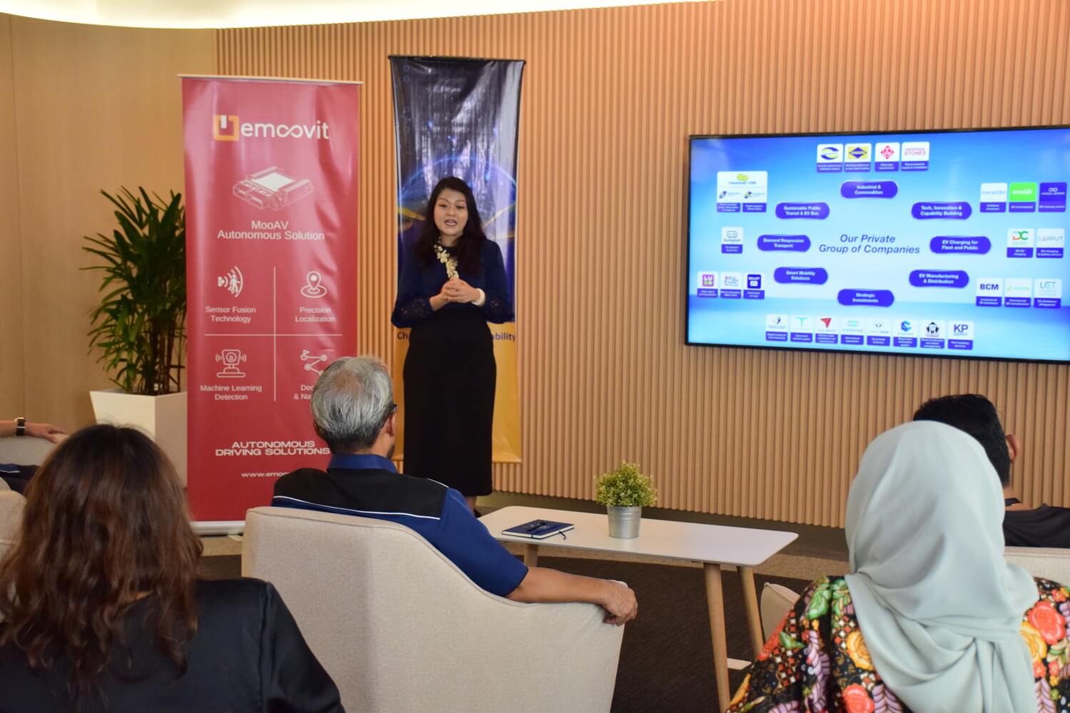 Innovation Showcase: Visit by Datuk Mohd. Hanafiah and Sabah Technology Leaders - Handal Lestari